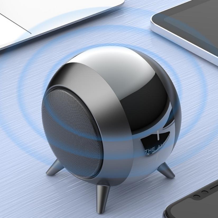 The Alien | Bluetooth Speaker from Space - Grey Technologies