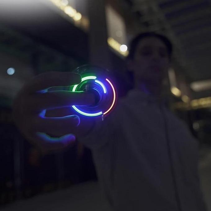 The Flynova Mini | Fidget Spinner that Flies - Grey Technologies